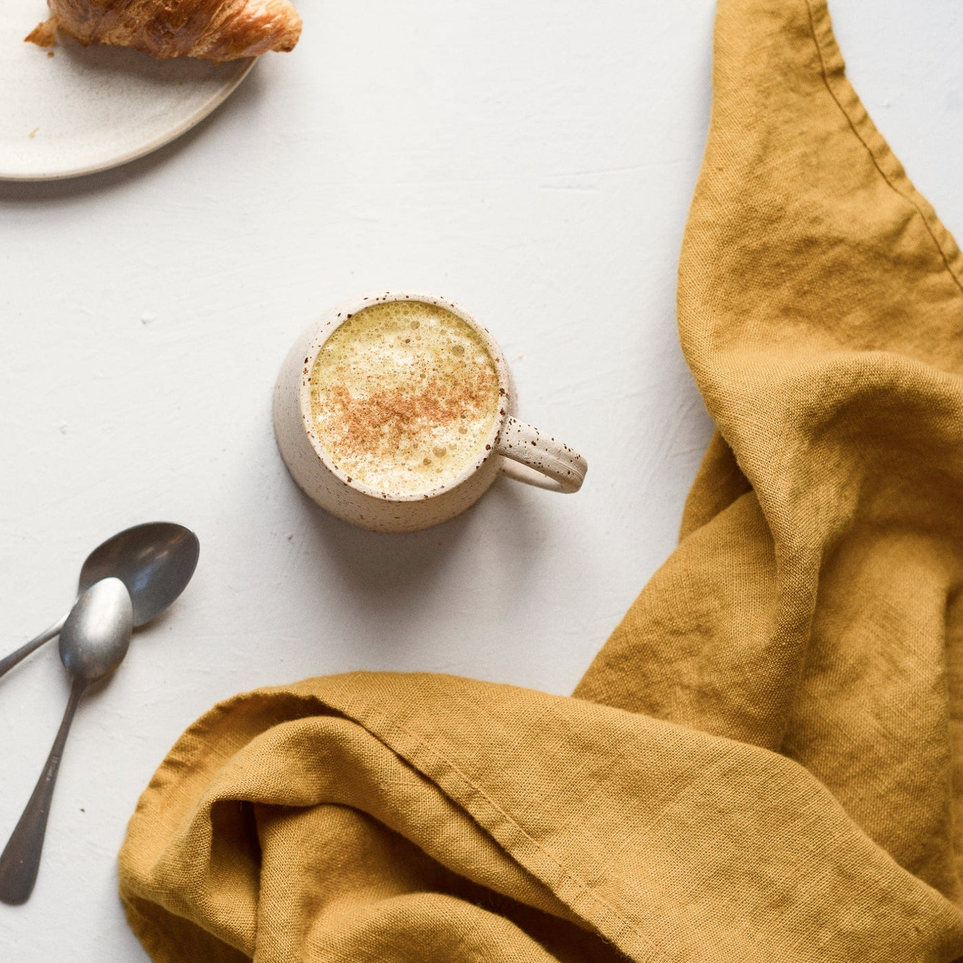 Spotlight sale - Rough Linen