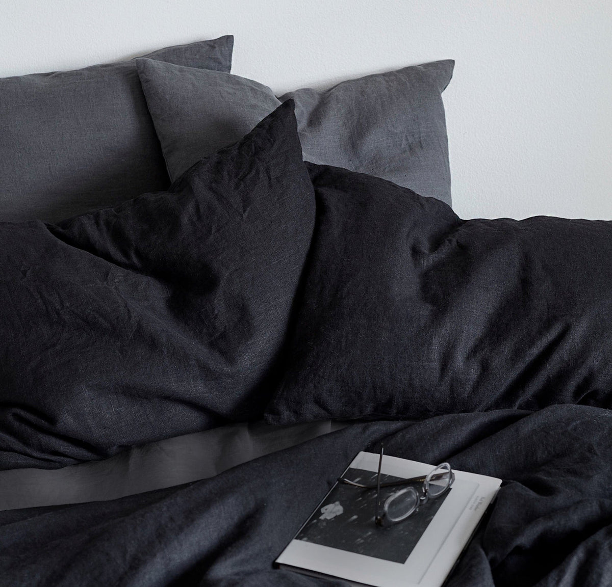 Best Heavyweight Linen Sheets Made in USA | by Rough Linen