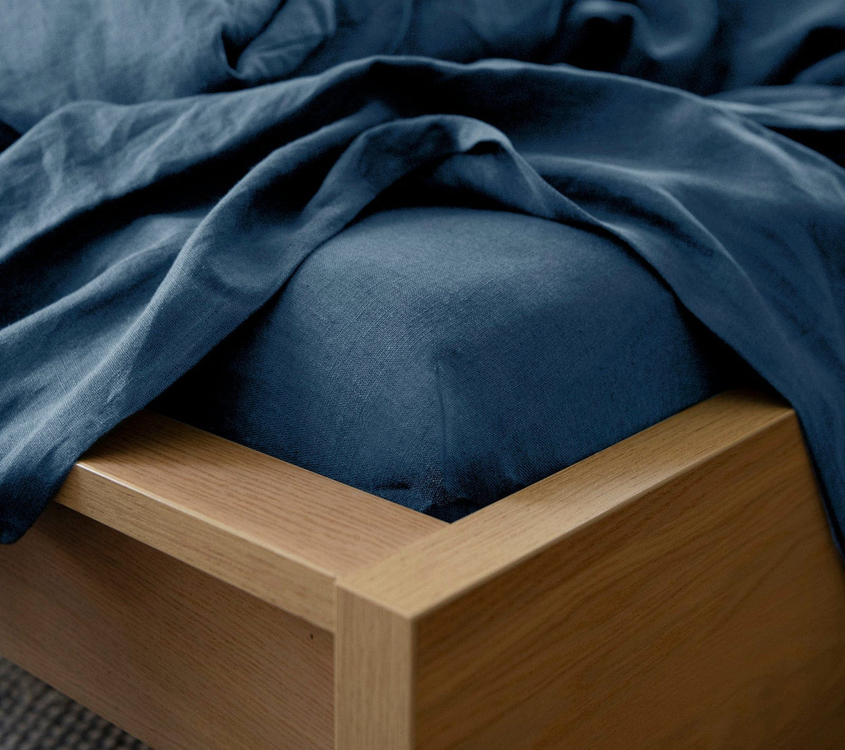Best Heavyweight Linen Fitted Sheets | by Rough Linen