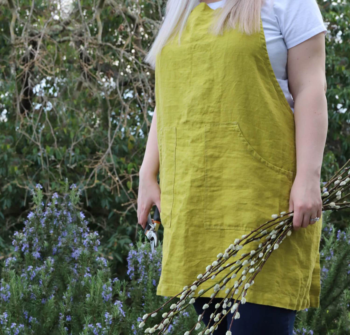 The Easy Linen Apron | by Rough Linen