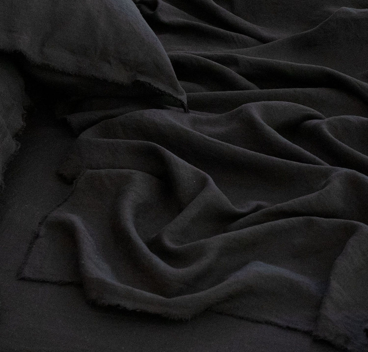 Best Raw Edge Linen Summer Cover | by Rough Linen